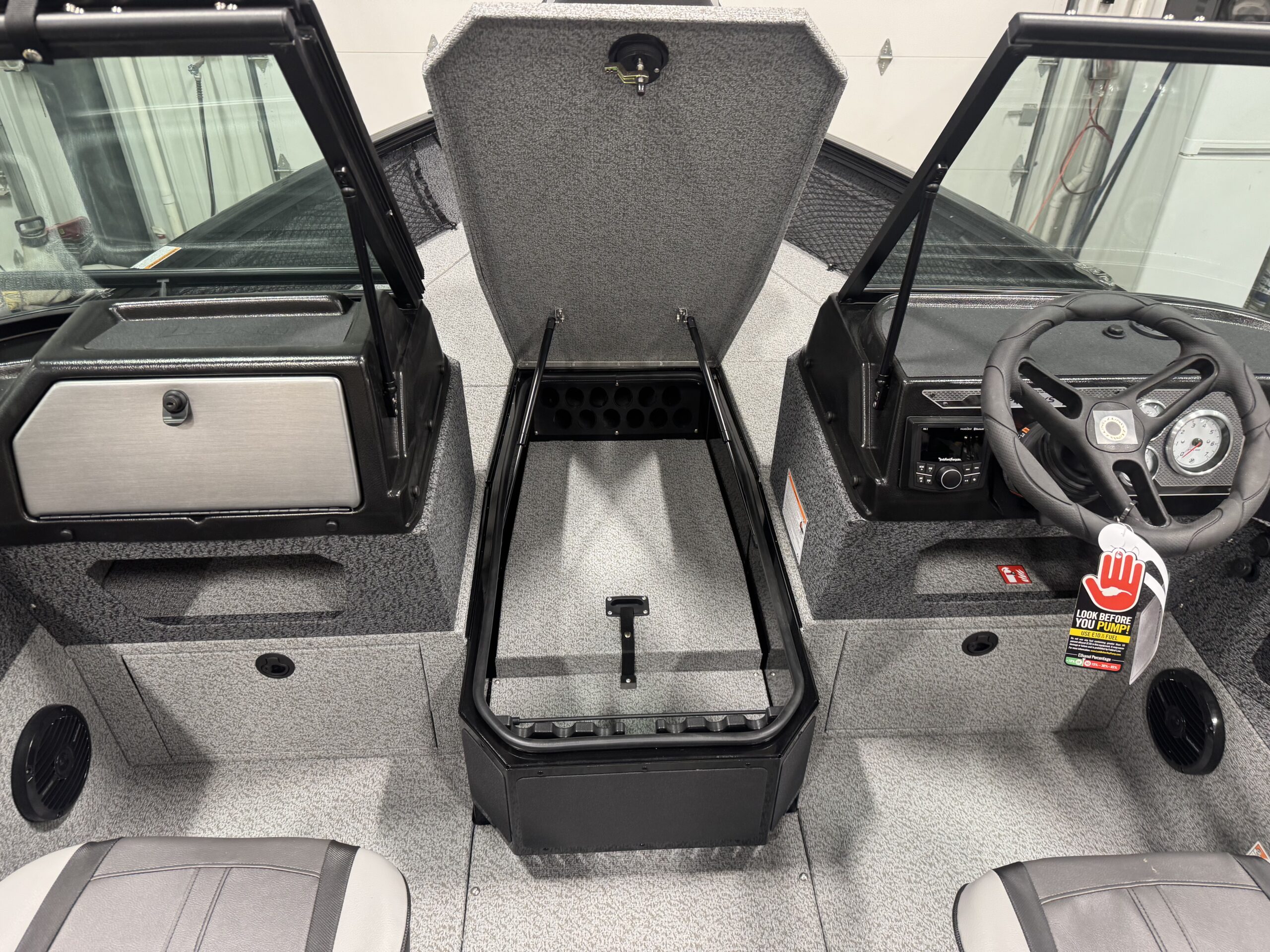SOLD-2026 LUND 1875 IMPACT XS SPORT W/ MERCURY 150 HP PRO XS – Beaver ...